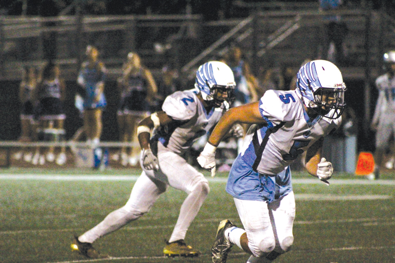 Six Wins for CVHS Football - Crescenta Valley Weekly