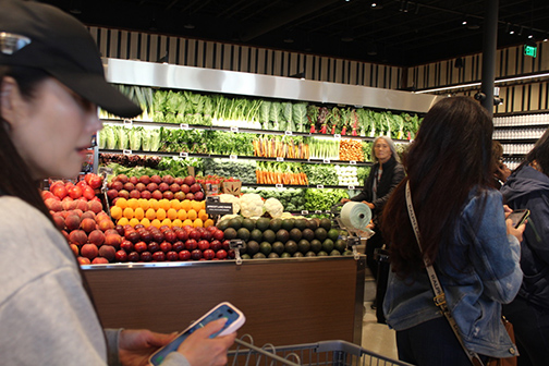 Erewhon Opens In Glendale - Crescenta Valley Weekly